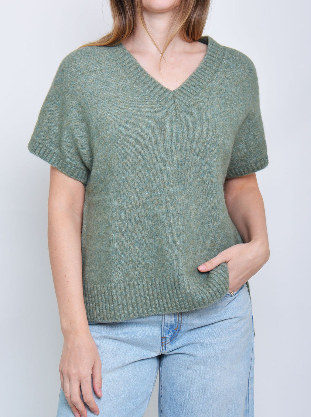 ENNI VEE NECK CHUNKY VEST – Yeltuor