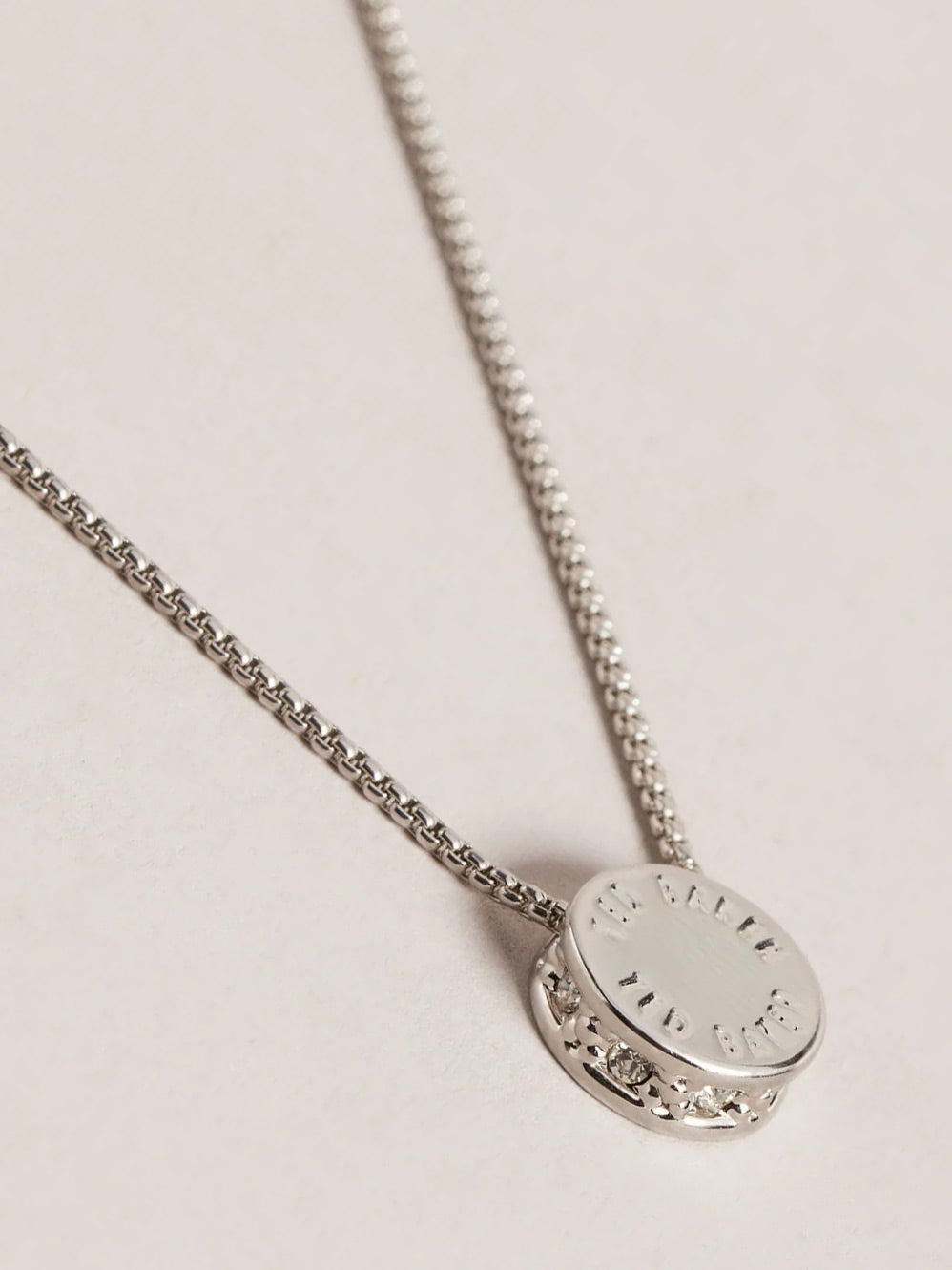 TED BAKER SEBILLE CRYSTAL LOGO PENDANT – Yeltuor